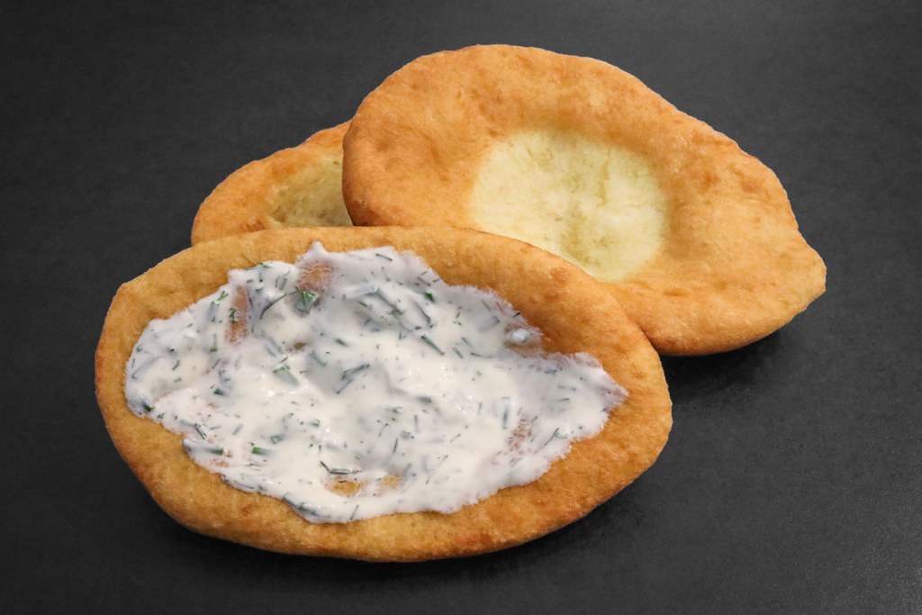 Lángos - Die Brotschafterin